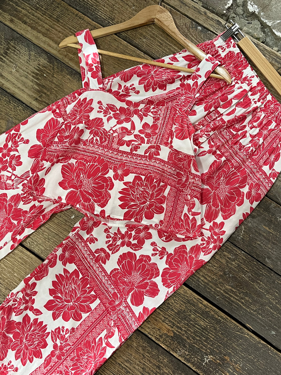 Maya Crop – Hub n Hive