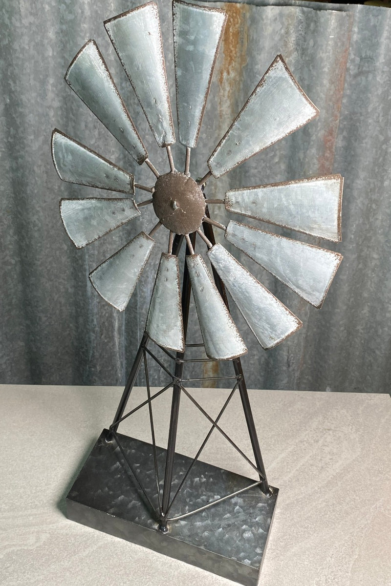 Windmill on Base – Hub n Hive